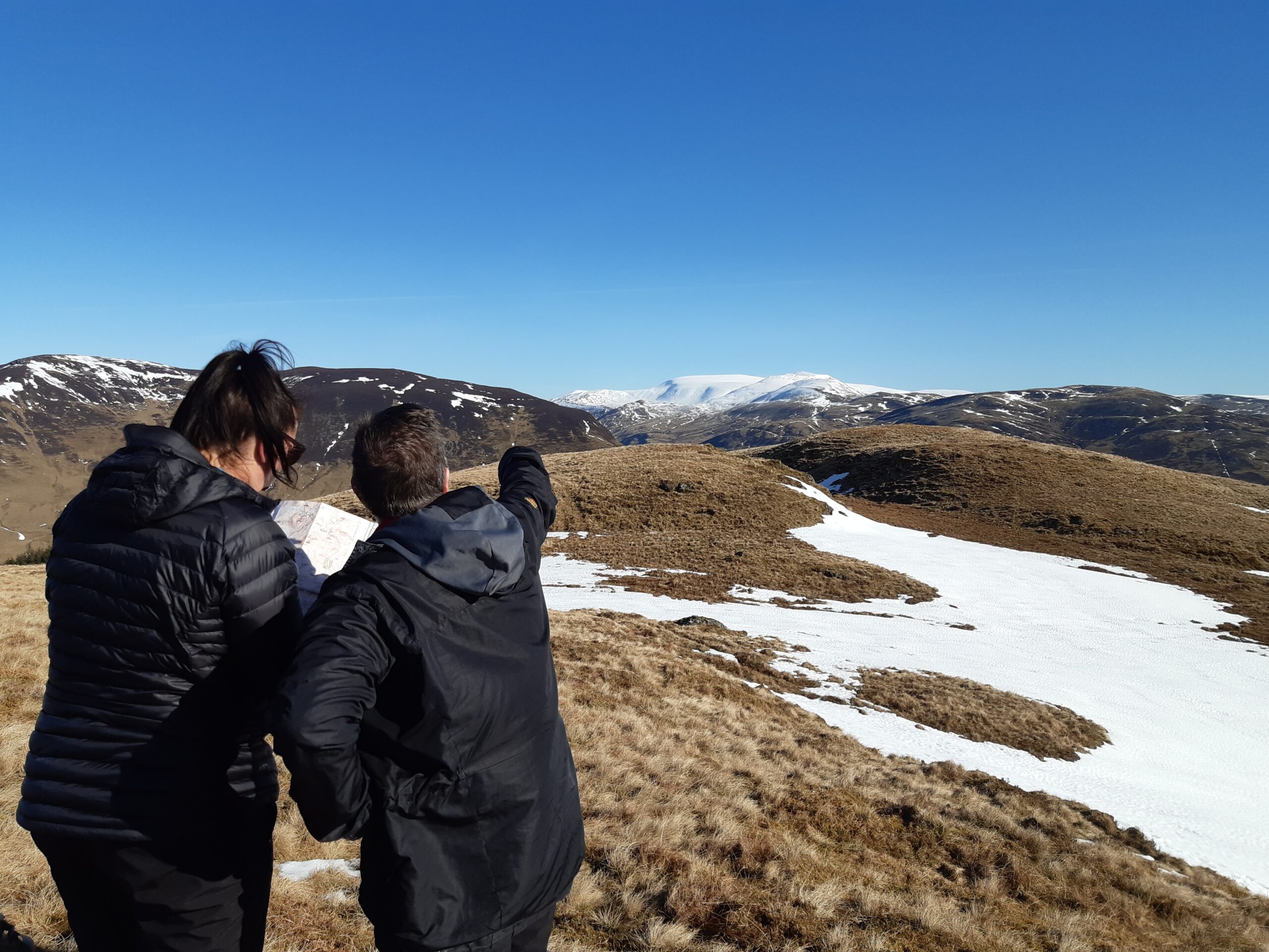 Ben Earb - Spittal of Glenshee (Mar 2022) - Dundee Mountain Club