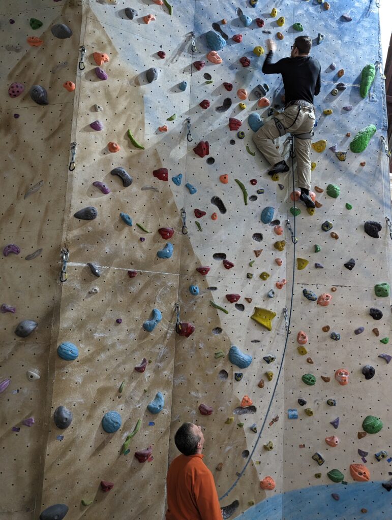 Sunday Avertical World (Jan 2023) - Dundee Mountain Club