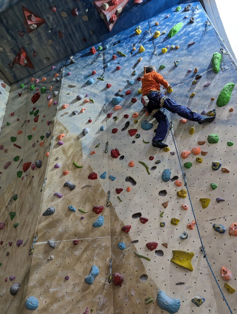 Sunday Avertical World (Jan 2023) - Dundee Mountain Club